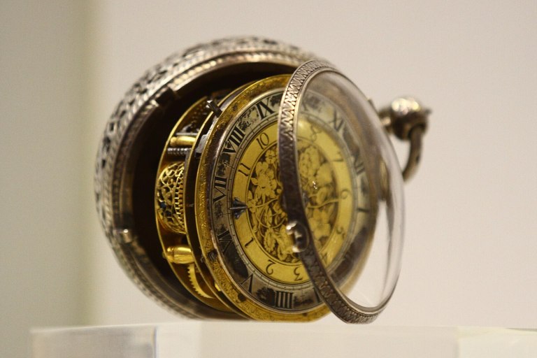 Watch History: From Bells to Smartwatches – Mechanical Minutes